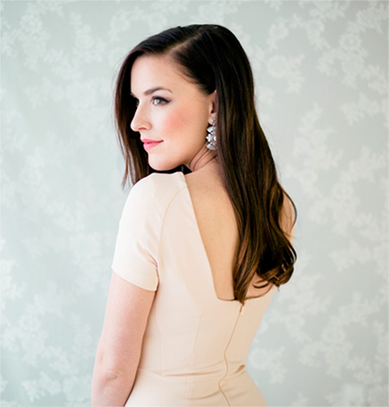 Elizabeth in Love - Wedding Photography